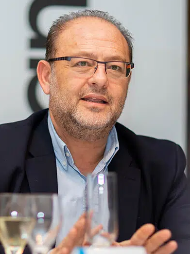 Emmanuel’s Bio – Emmanuel Obadia & Partners | Transform & Innovate